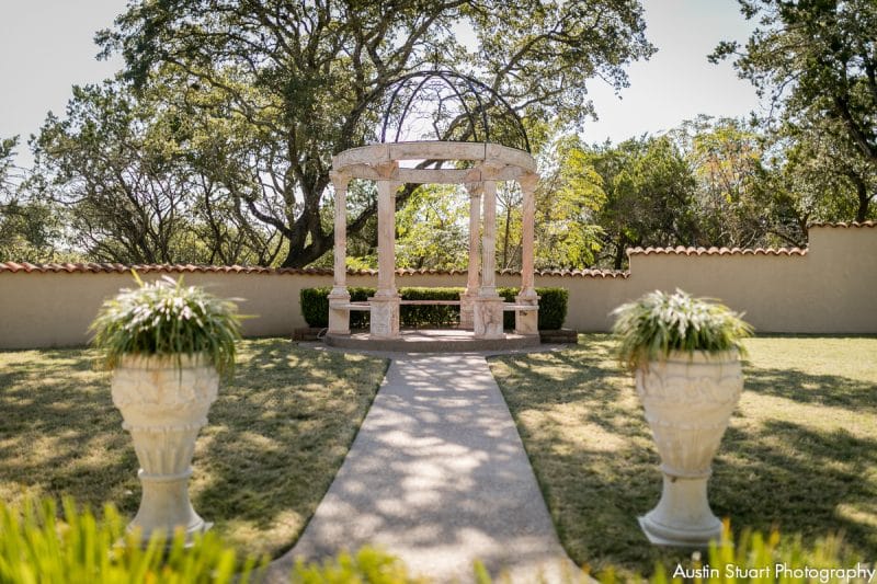 Tuscan Hall Gallery – Austin Outdoor Weddings at Veranda Room, Fang ...